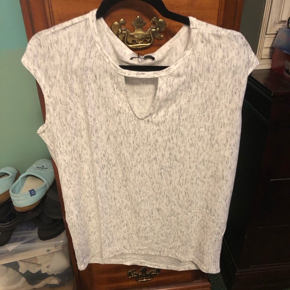 Michael Stars | Tops | Nwt Michael Stars Ash Keyhole Cutout Cap Sleeve ...